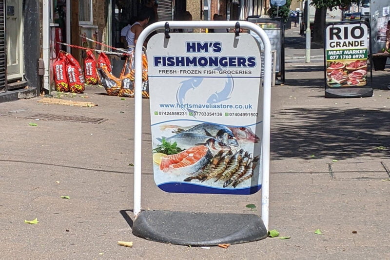 Pavement Signs - Max Signs